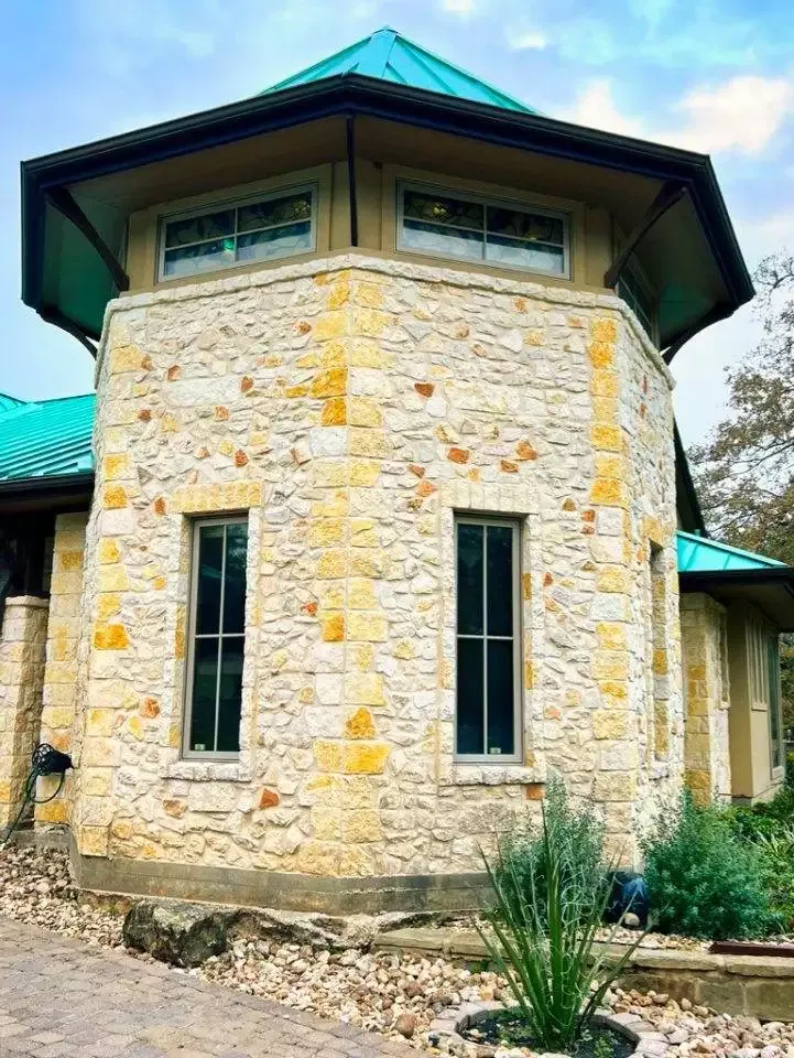 Our Facility | Austin Pines Ranch